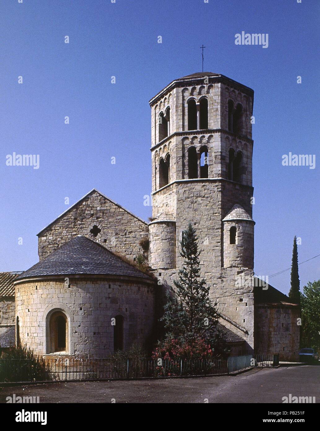 MONASTERIO DE SAN PEDRO DE GALLIGANTS - SIGLO XII - ROMANICO CATALAN ...