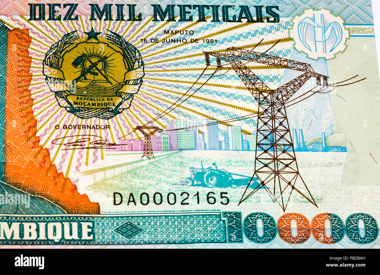 10000 Mozambican escudos bank note. Mozambican escudo is former ...
