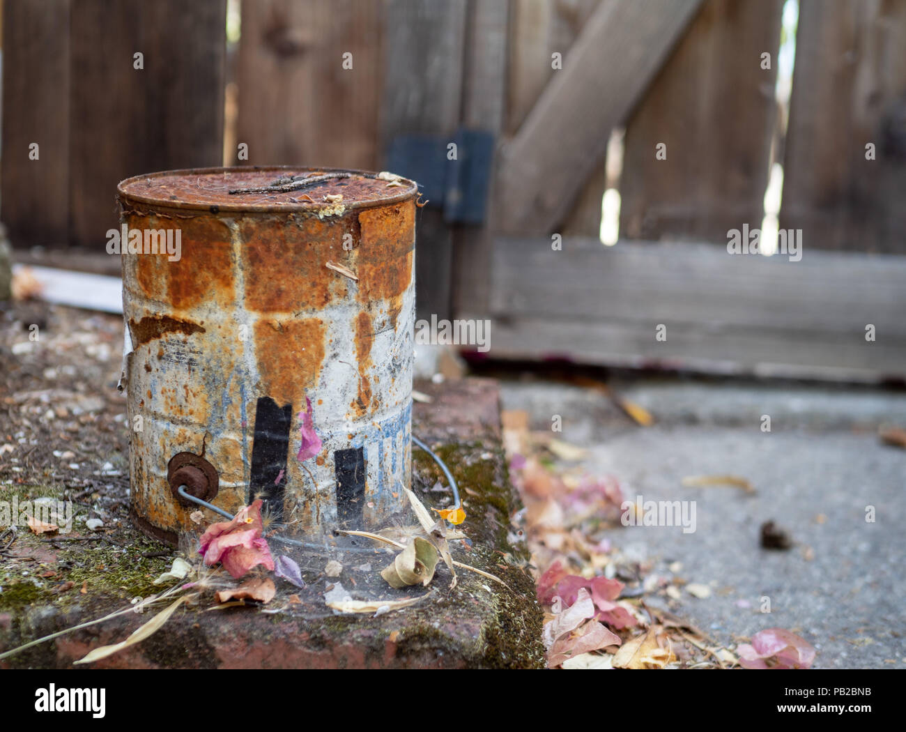 Trash can sitting there hi-res stock photography and images - Alamy