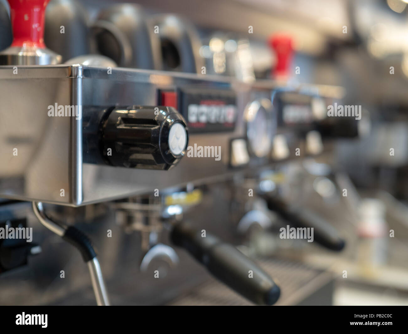 Expresso machine hi-res stock photography and images - Alamy