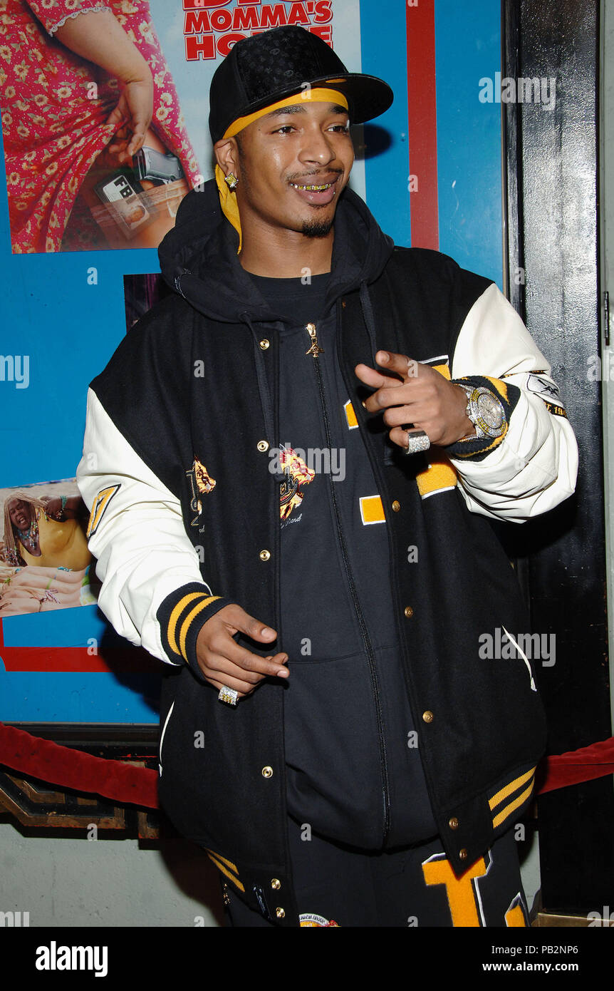 Chingy arriving at the BIG MOMMA'S HOUSE 2 Premiere at the Chinese ...