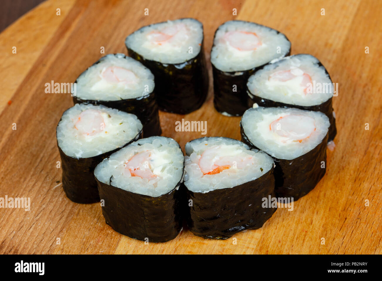 Prawn maki roll - Ebi with nori Stock Photo - Alamy
