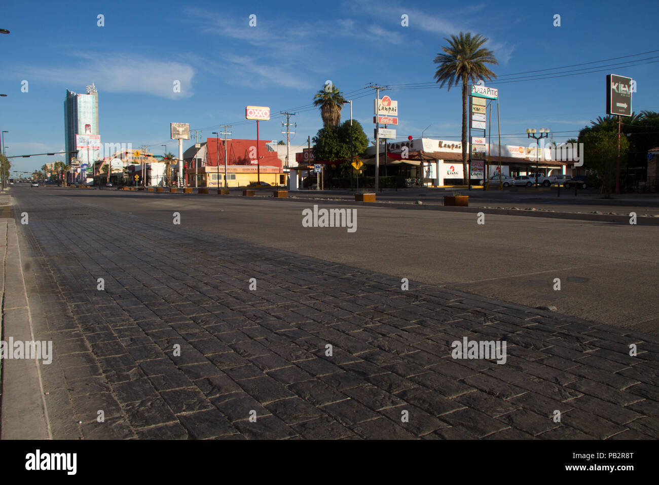 Bulevar hi-res stock photography and images - Alamy