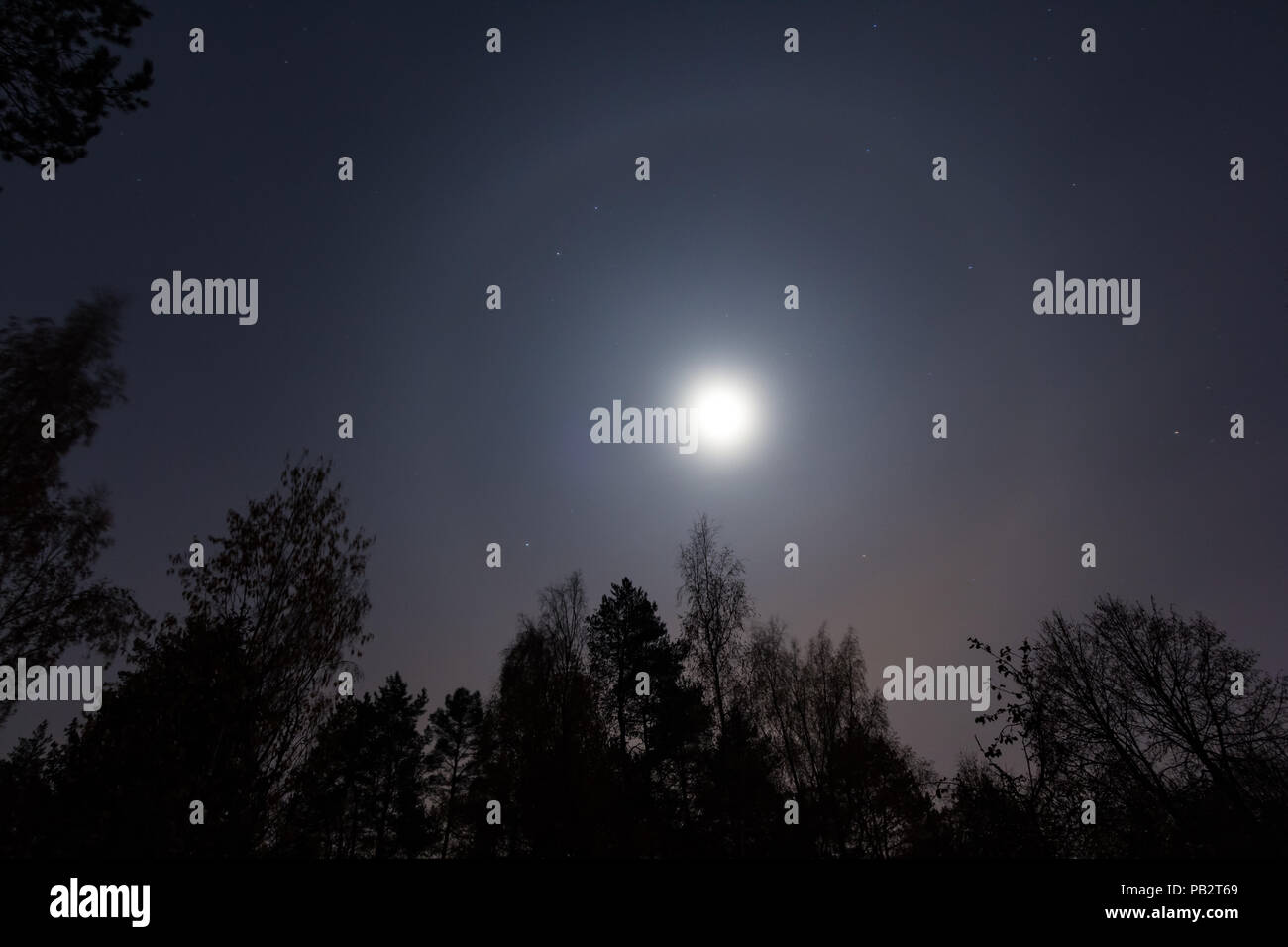 Halo system hi-res stock photography and images - Alamy