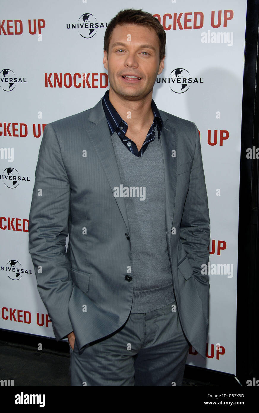 Ryan Seacrest arriving at KNOCKED UP Premire at the Westwood Village ...