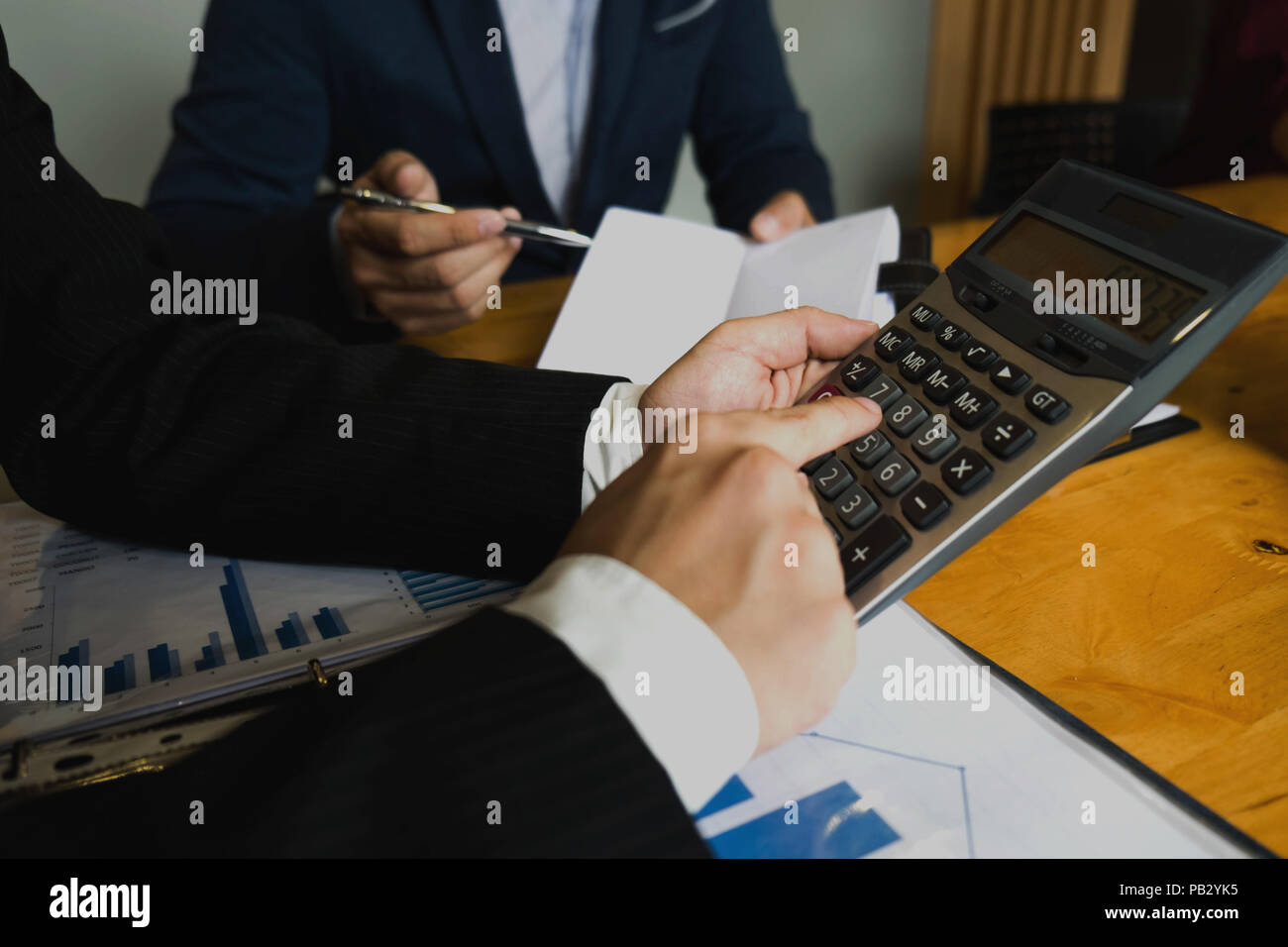 Counting costs hi-res stock photography and images - Alamy