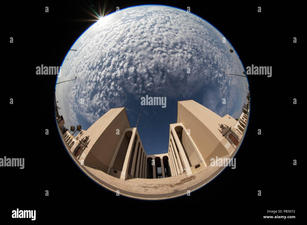 Rectory Building of the University of Sonora. Edificio de Rectoria de ...