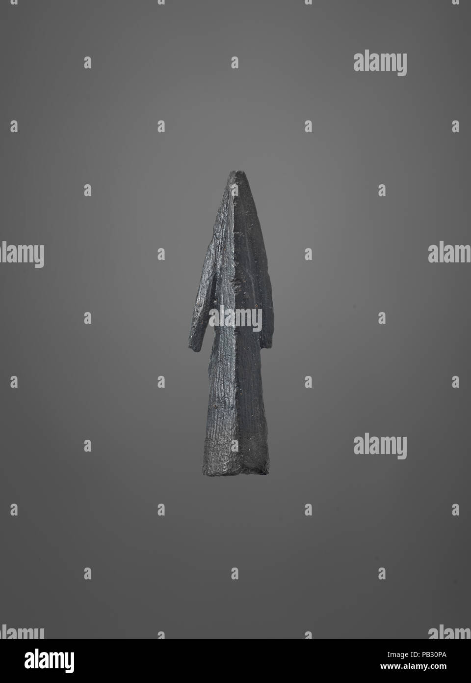 Arrow head, English, 11th to 15th centuries Stock Photo - Alamy