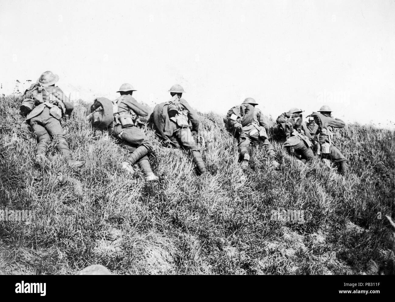 Official photograph taken on the British Western Front showing soldiers ...