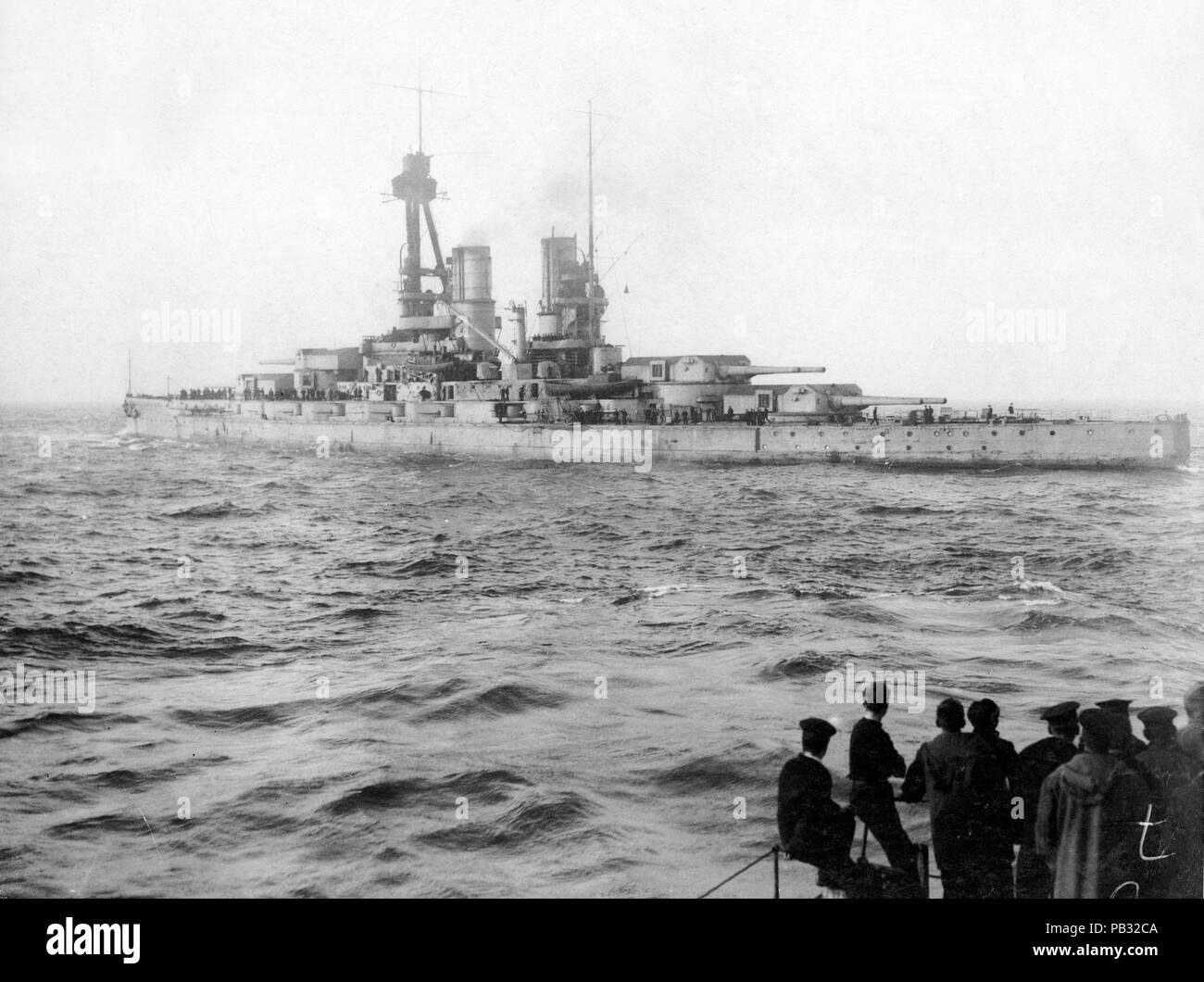 First world war british navy ship hi-res stock photography and images ...