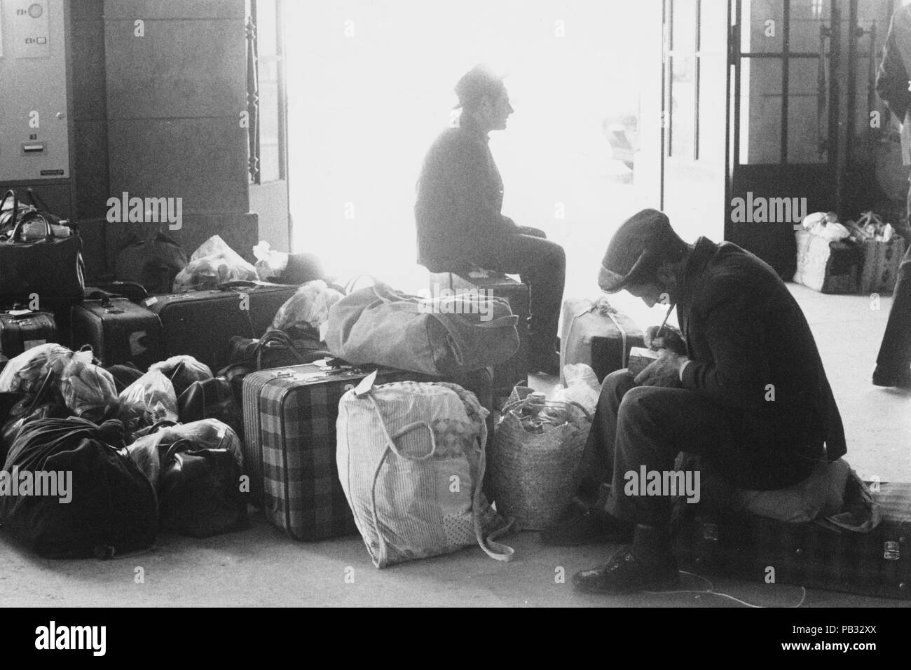 Black poverty 1960 hi-res stock photography and images - Alamy