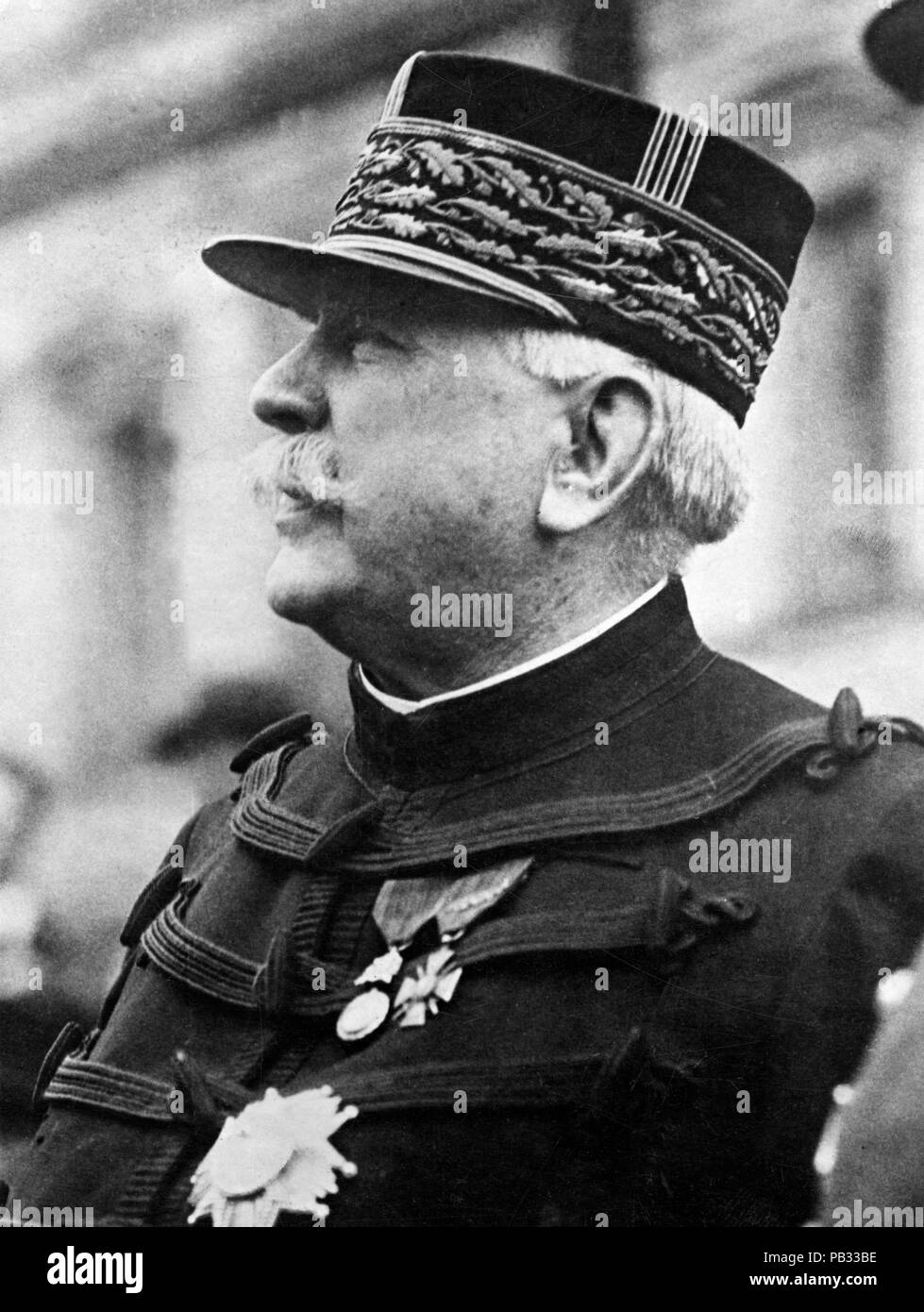 Official photograph showing military leader Stock Photo - Alamy