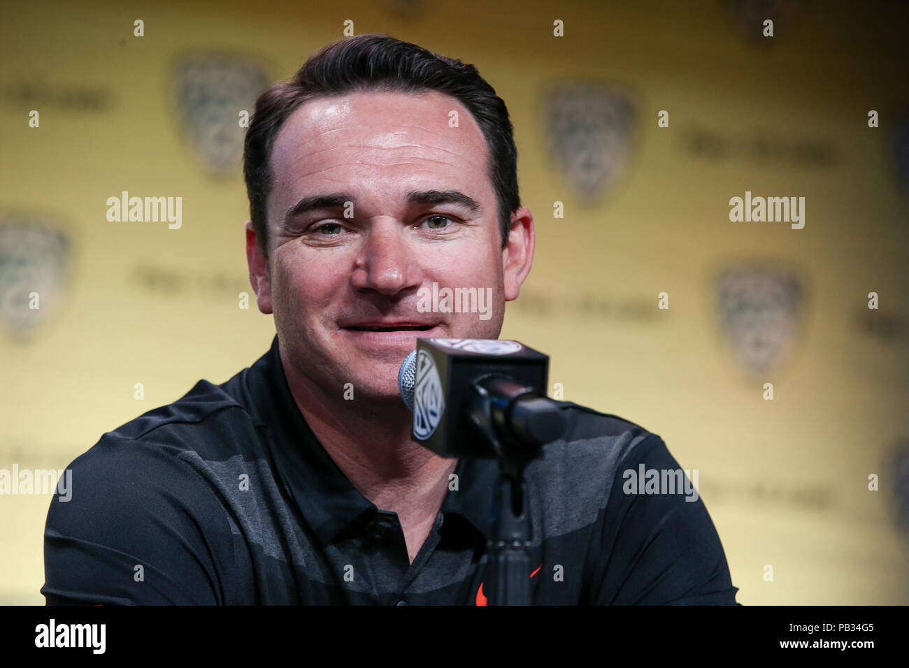 Oregon State Beavers Jonathan Smith (HC) during the PAC-12 Football ...