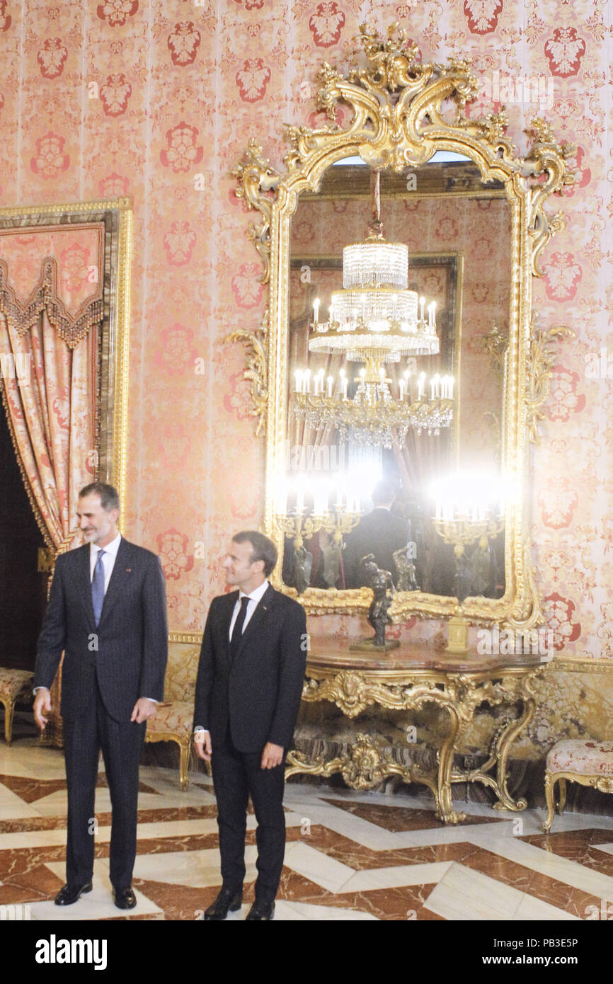 Emmanuel macron king spain hi-res stock photography and images - Alamy