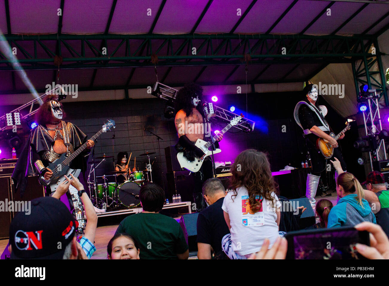 Destroyer band hi-res stock photography and images - Alamy