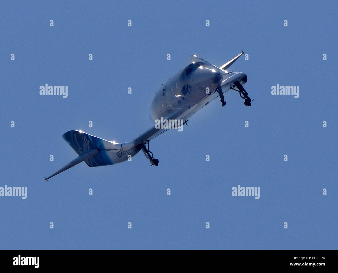 Spaceshiptwo unity mojave hi-res stock photography and images - Alamy