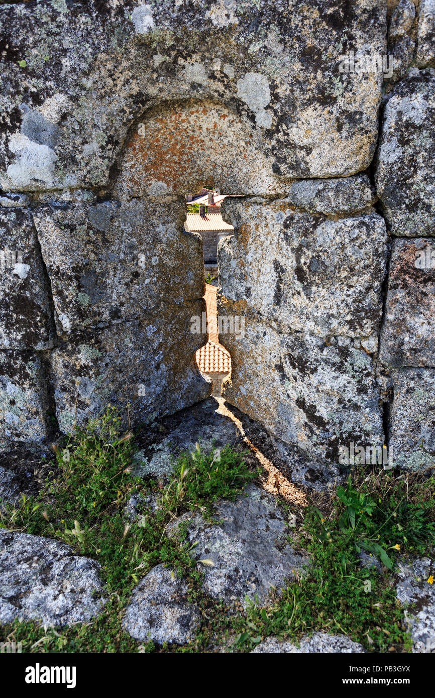 Arrow loop hi-res stock photography and images - Alamy