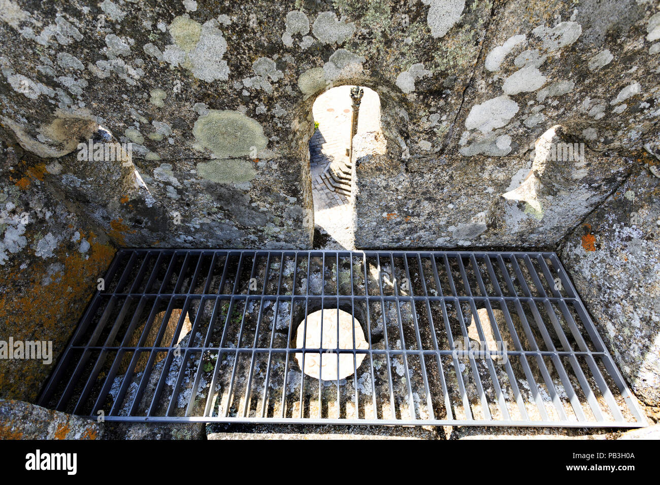 Machicolation of castle hi-res stock photography and images - Alamy