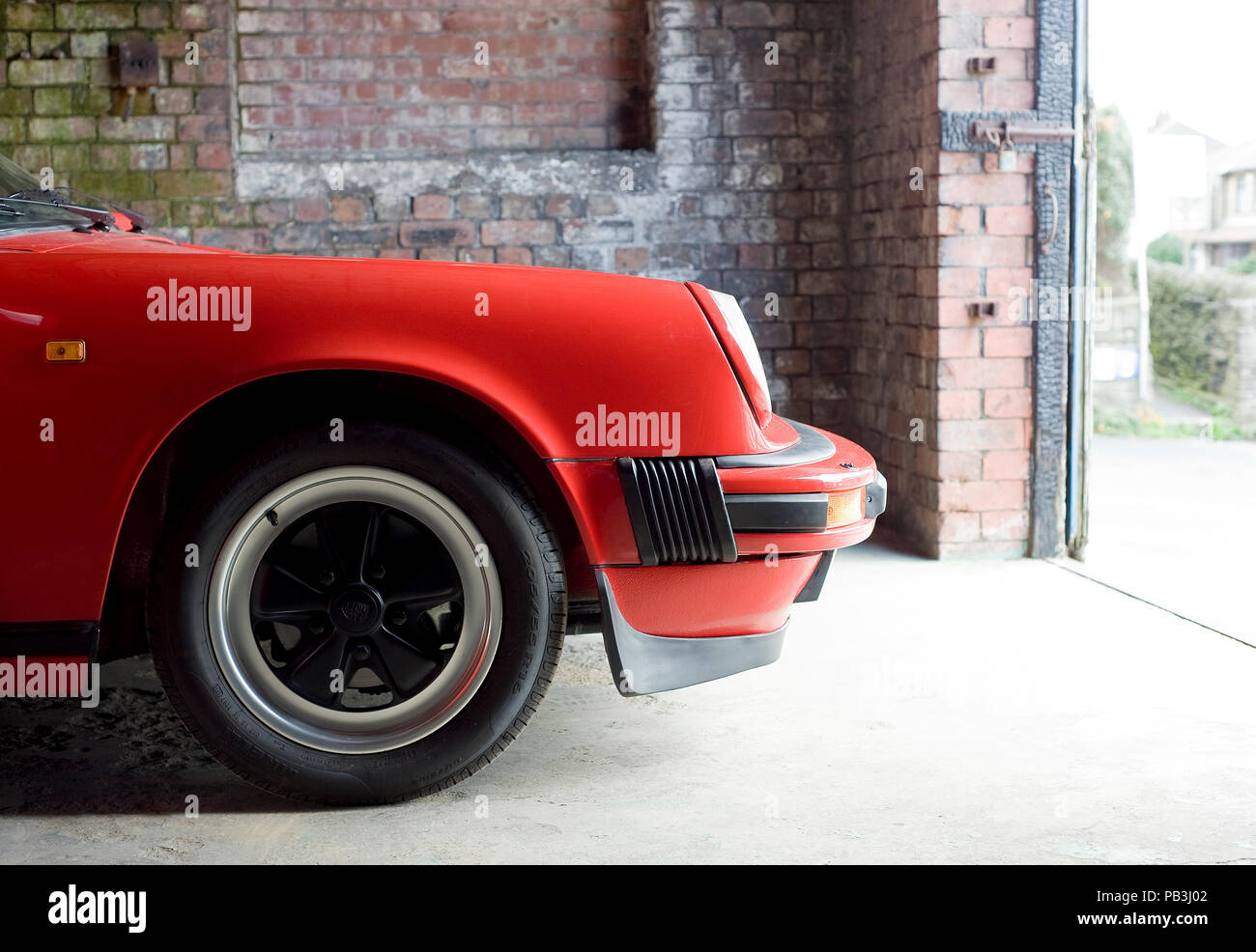 Porsche 911 turbo s red hi-res stock photography and images - Alamy