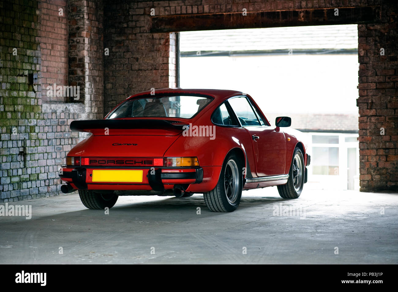 Porsche 911 turbo s red hi-res stock photography and images - Alamy