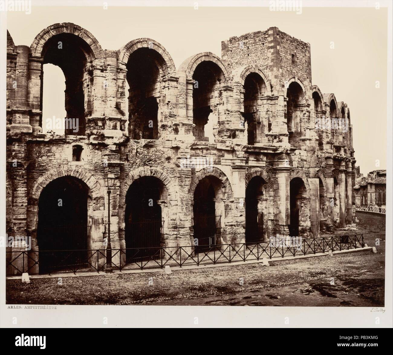 Arles amphitheatre dimensions hi-res stock photography and images - Alamy