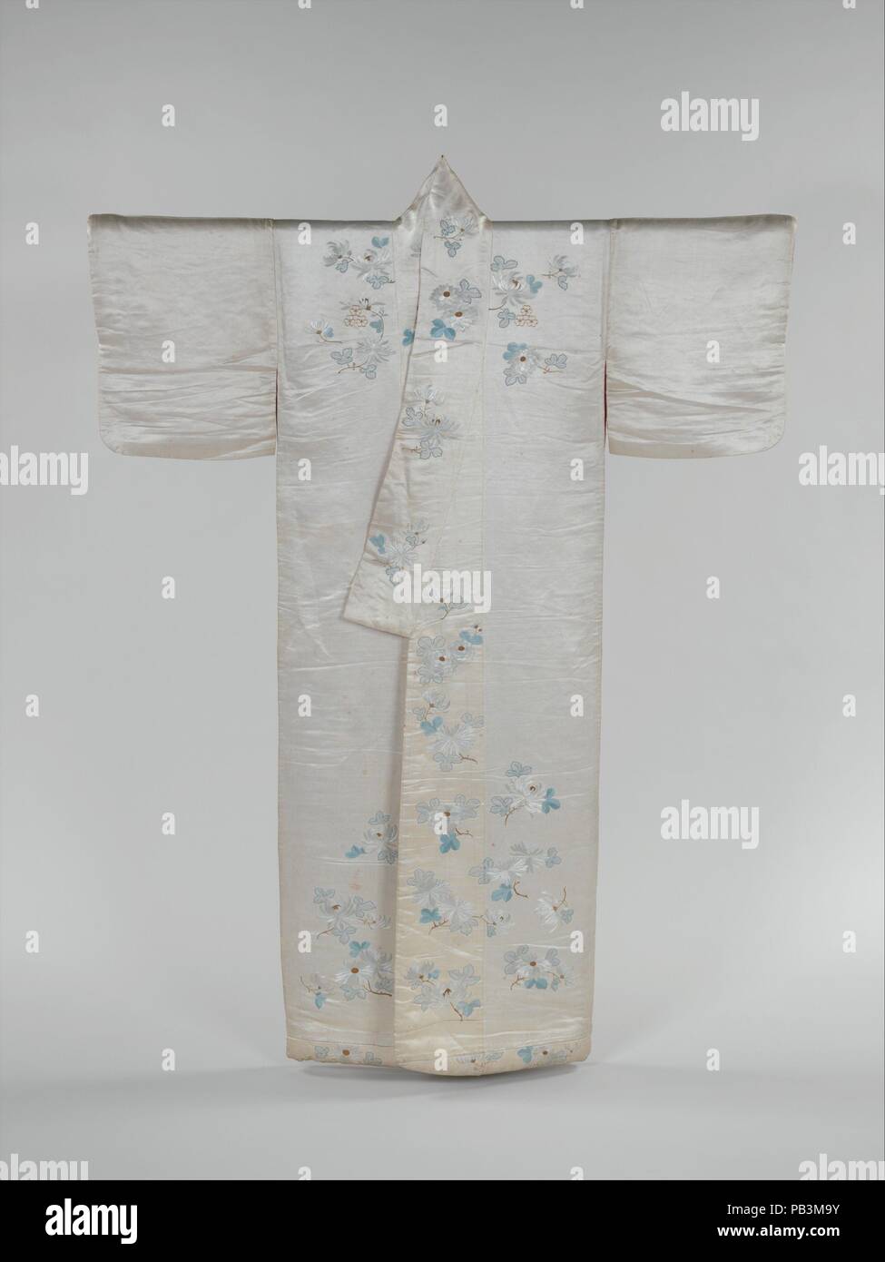 Kosode. Culture: Japan. Dimensions: Overall: 66 1/2 x 50 in. (168.9 x ...