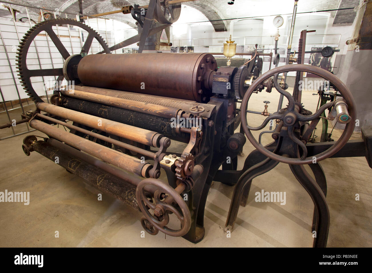 Vintage textile machine, Fabbrica della ruota, ex wool factory Zignone ...