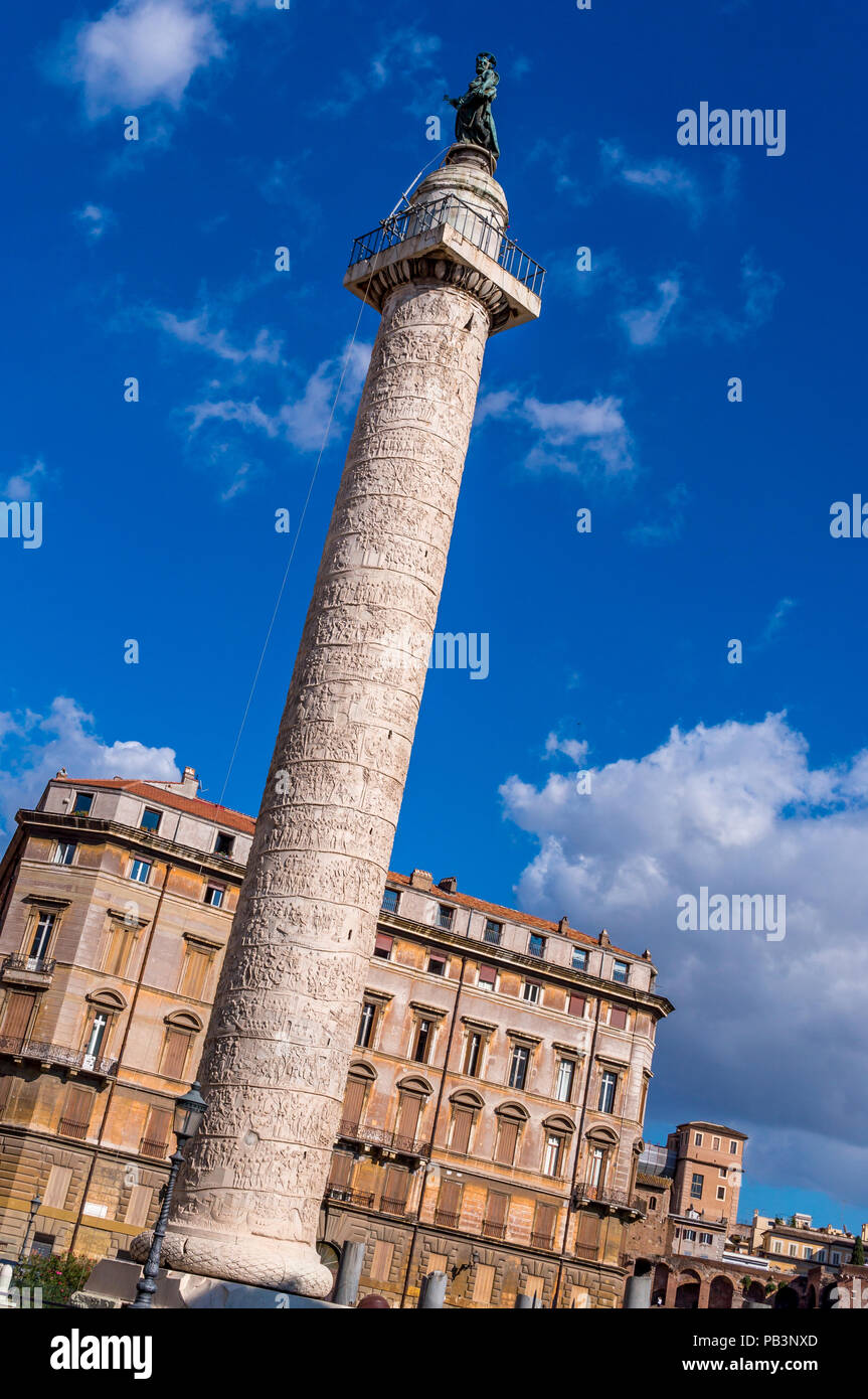 Colonna di traiano hi-res stock photography and images - Alamy