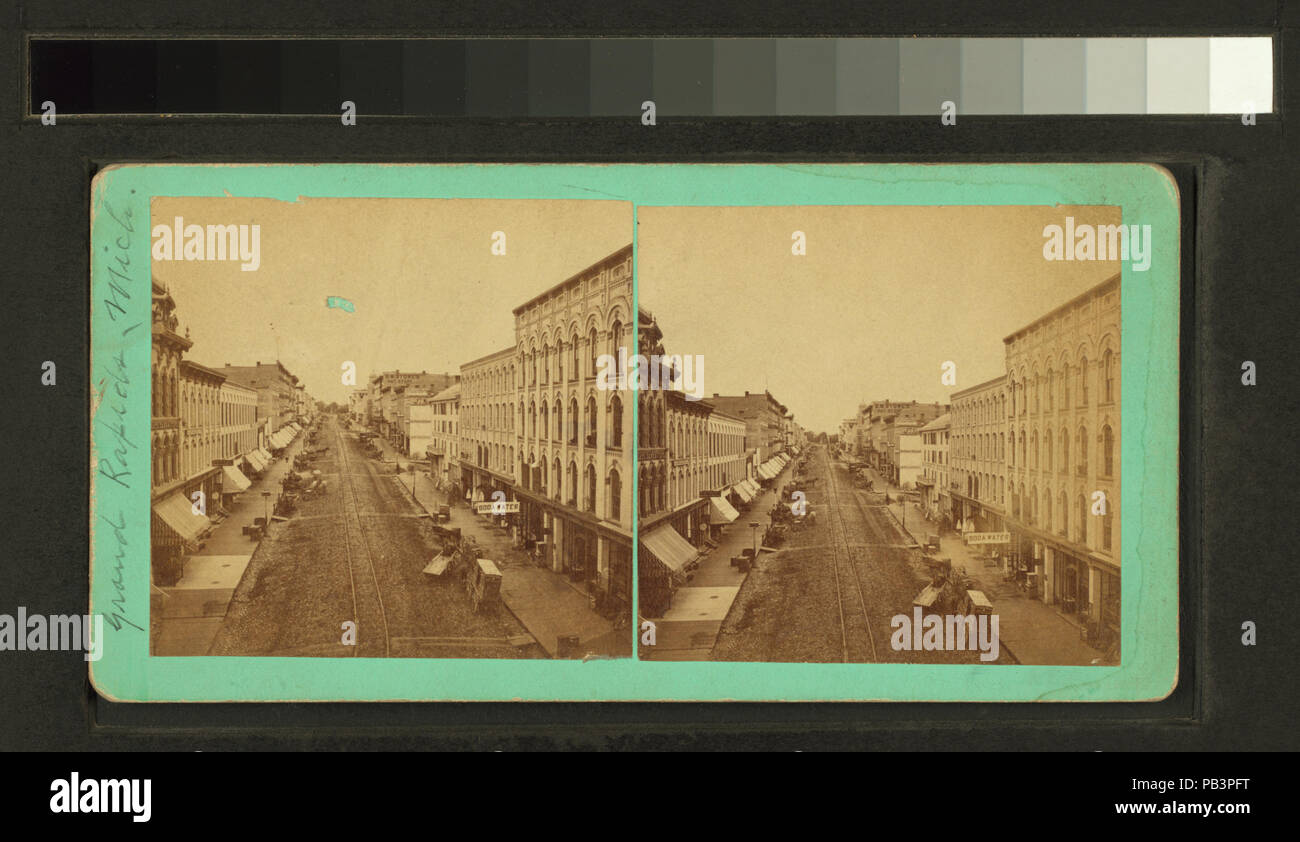 Historic trolley street scene hi-res stock photography and images - Alamy