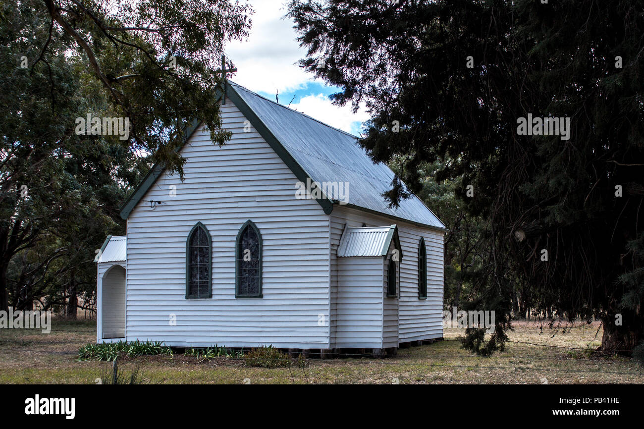 Small chapel surrounded trees hi-res stock photography and images - Alamy