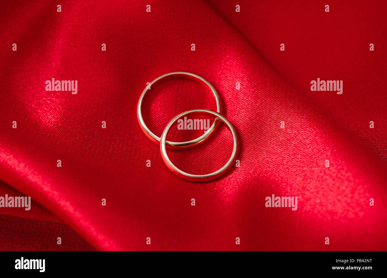 Gold ring top view hi-res stock photography and images - Alamy