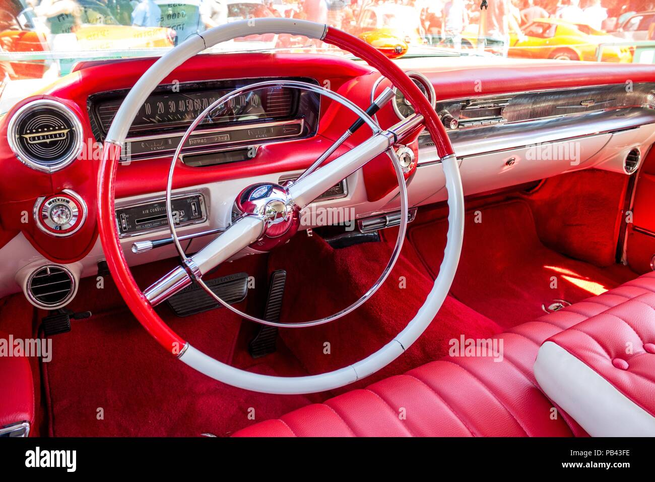 Steering wheel and dashboard of an old retro american car Stock Photo ...