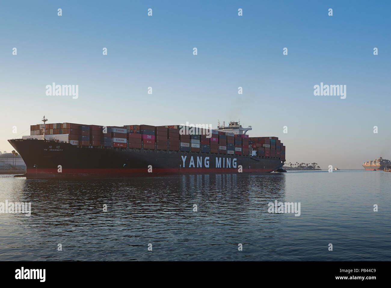 The Giant YANG MING Container Ship, YM UNANIMITY, Enters The Los ...