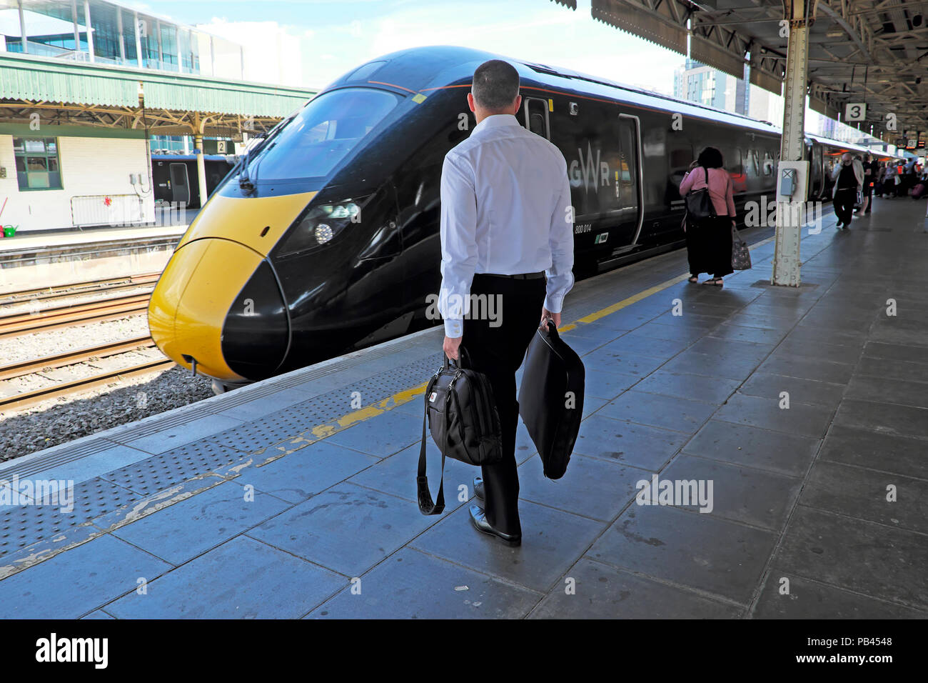 Great western train on railway hi-res stock photography and images - Alamy