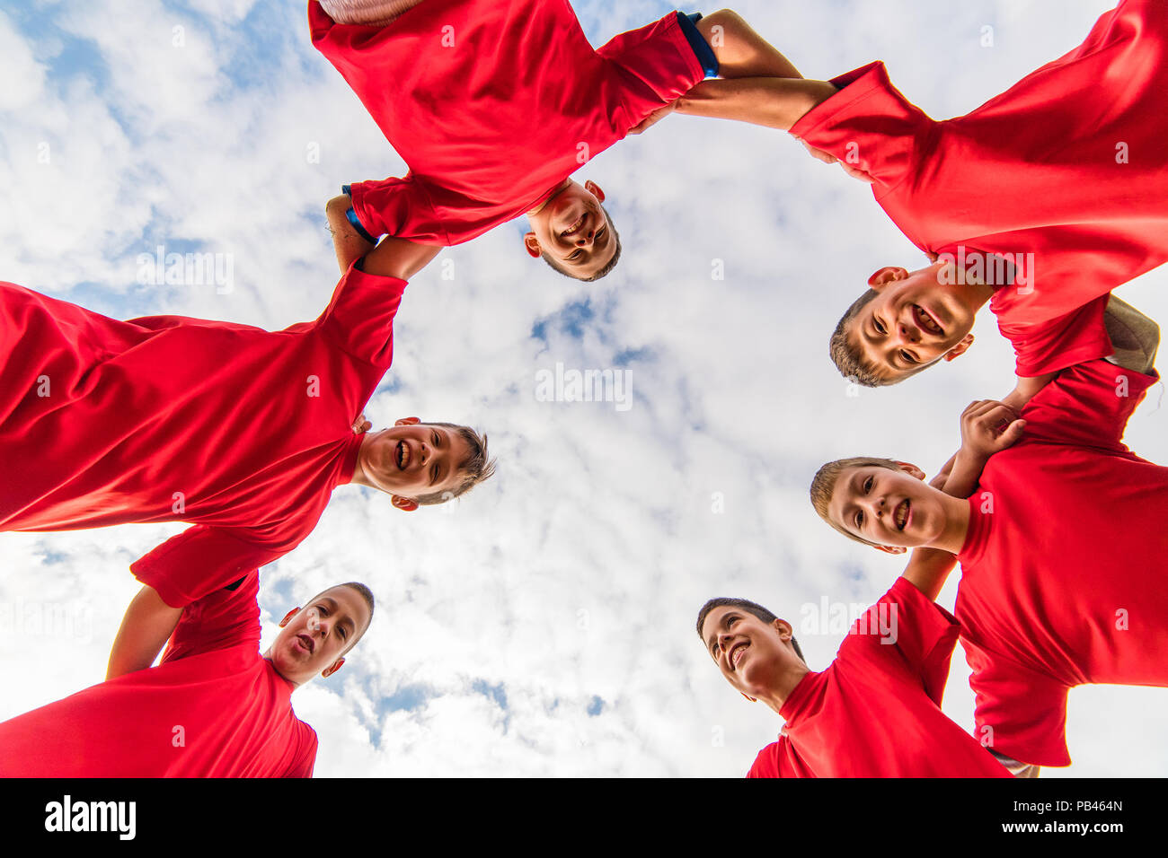 Hudldle hi-res stock photography and images - Alamy