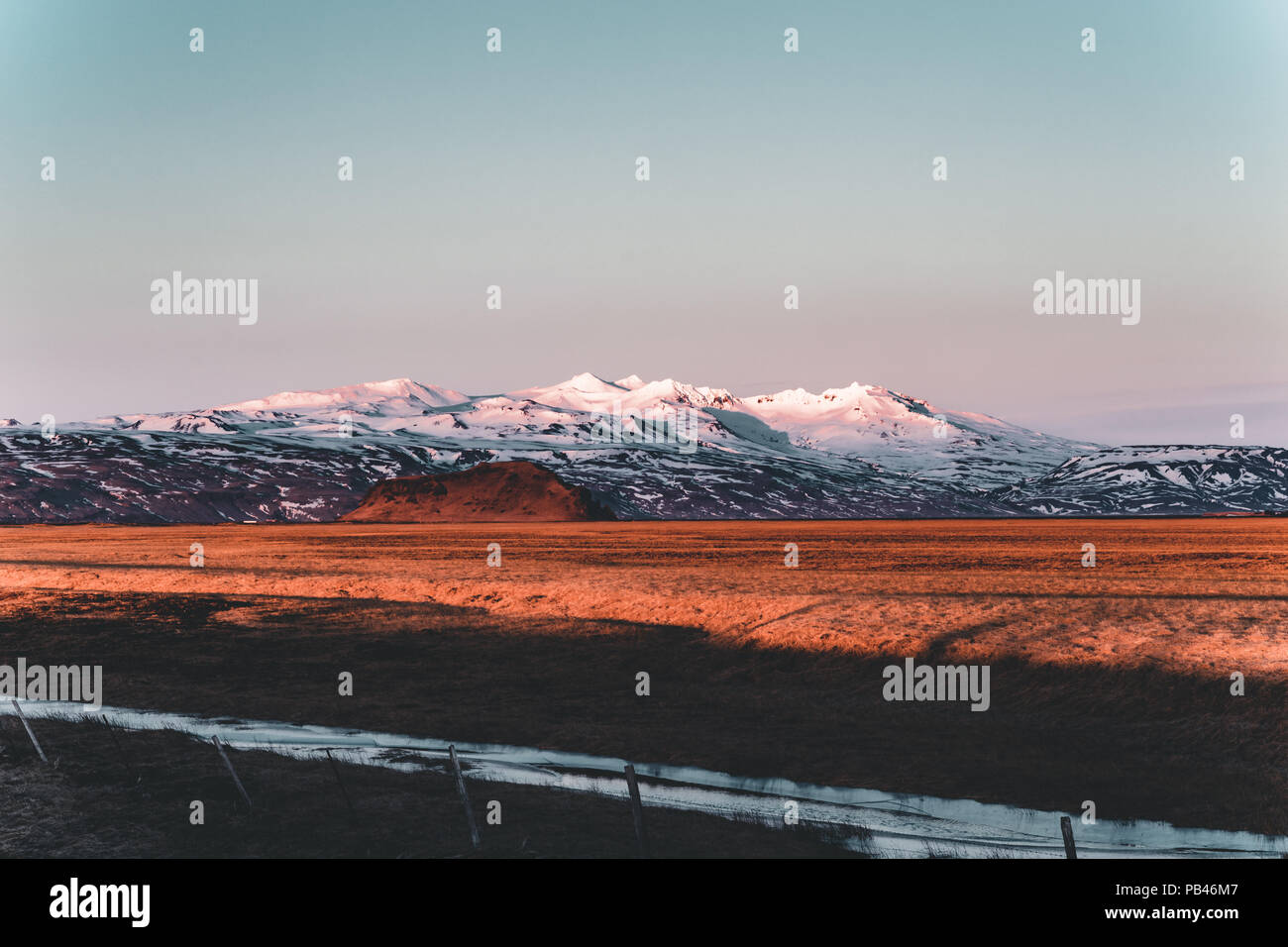 Street Highway Ring road No.1 in Iceland, with view towards mountain ...
