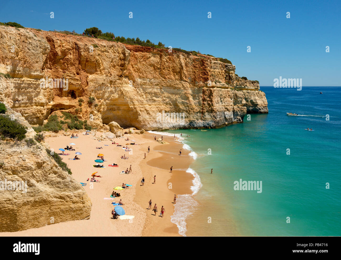 Praia de benagil beach hi-res stock photography and images - Alamy