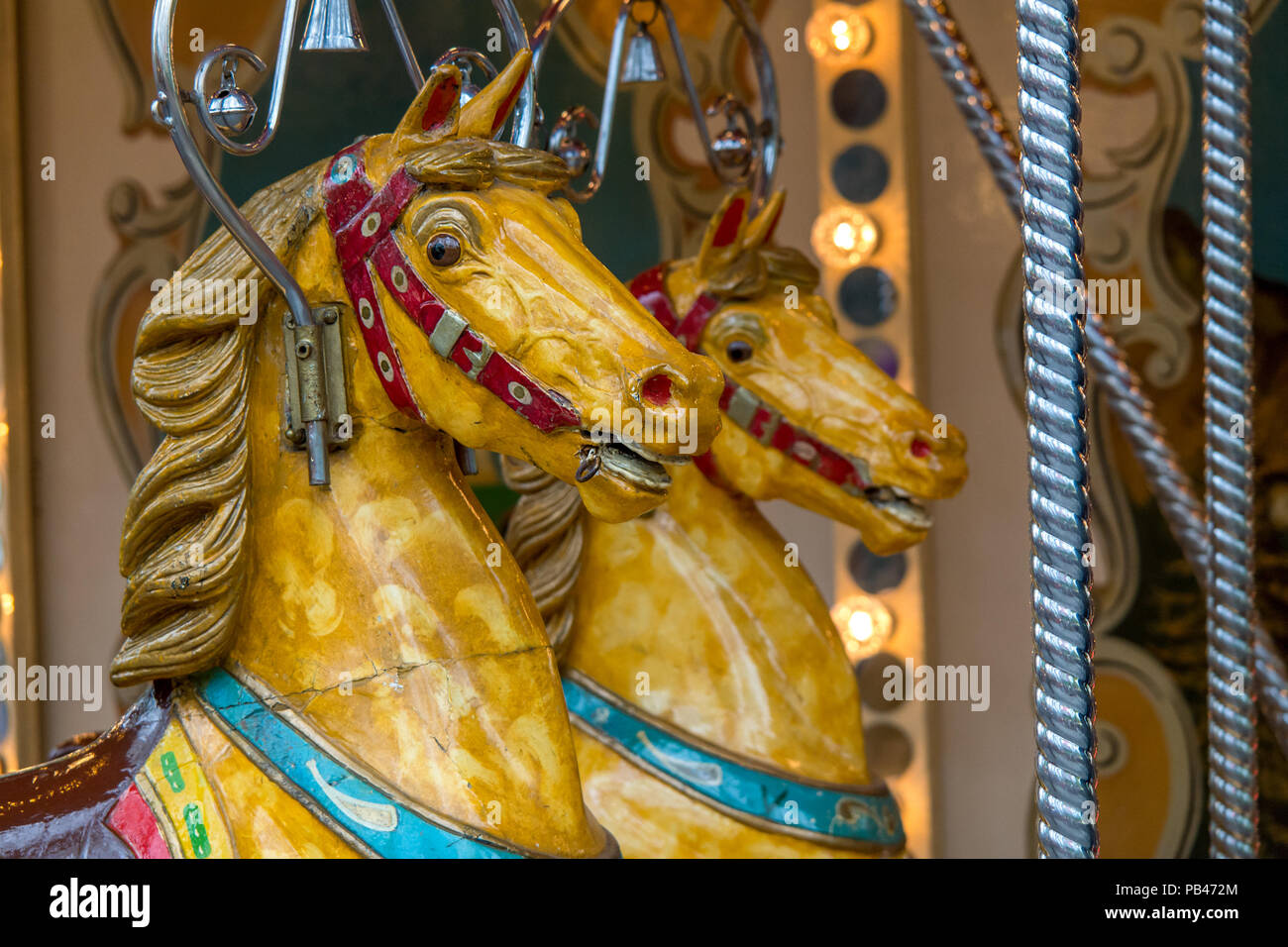 Merry go round horses hi-res stock photography and images - Alamy