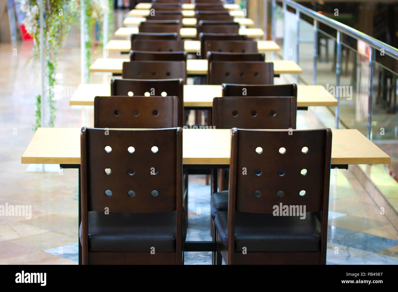 An empty cafeteria interior Stock Photo - Alamy