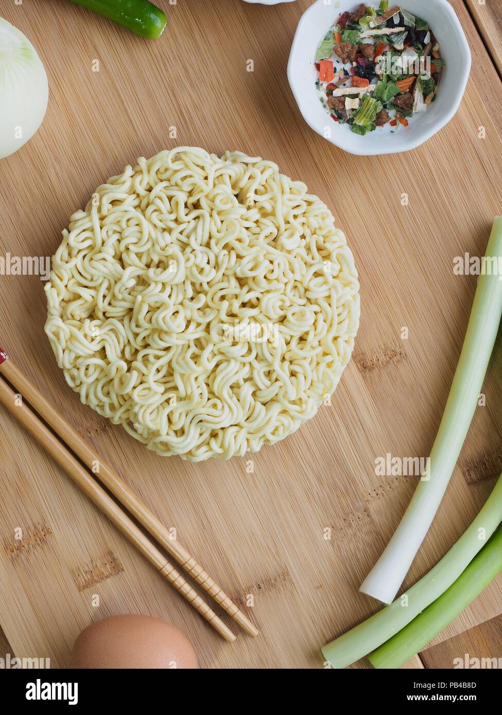 Asian food ramen, Instant Ramen Stock Photo - Alamy