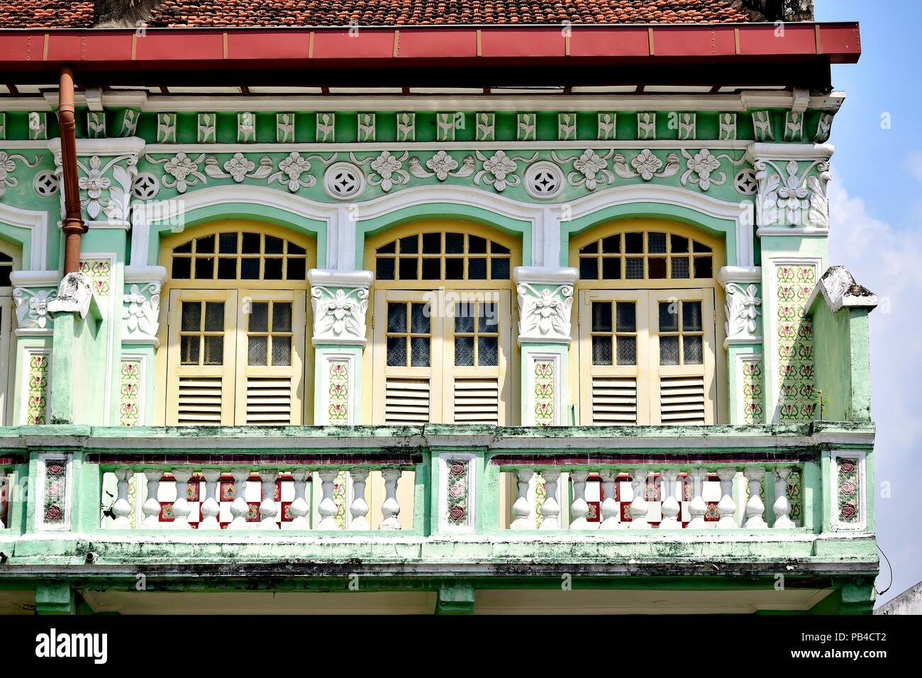 Peranakan Style Architecture Singapore Stock Photos & Peranakan Style ...