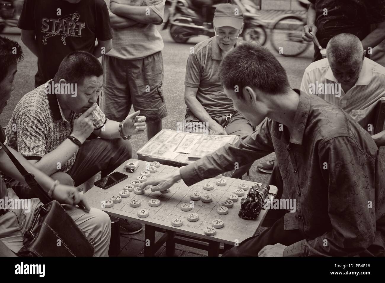 Checkers sports hi-res stock photography and images - Alamy