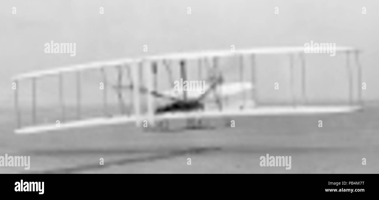 First powered aircraft hi-res stock photography and images - Alamy