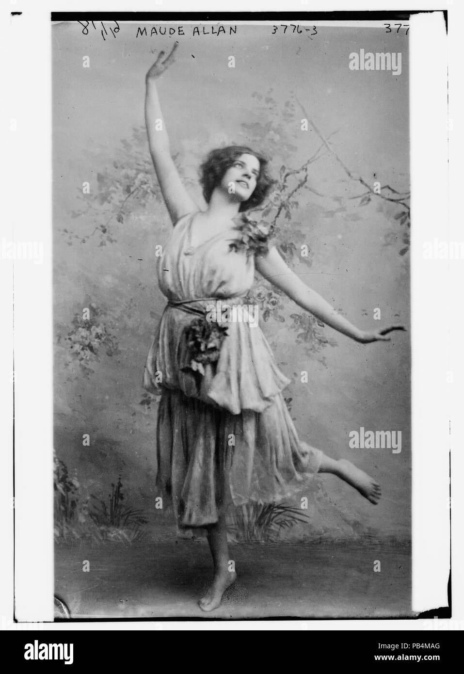 Maud allan hi-res stock photography and images - Alamy