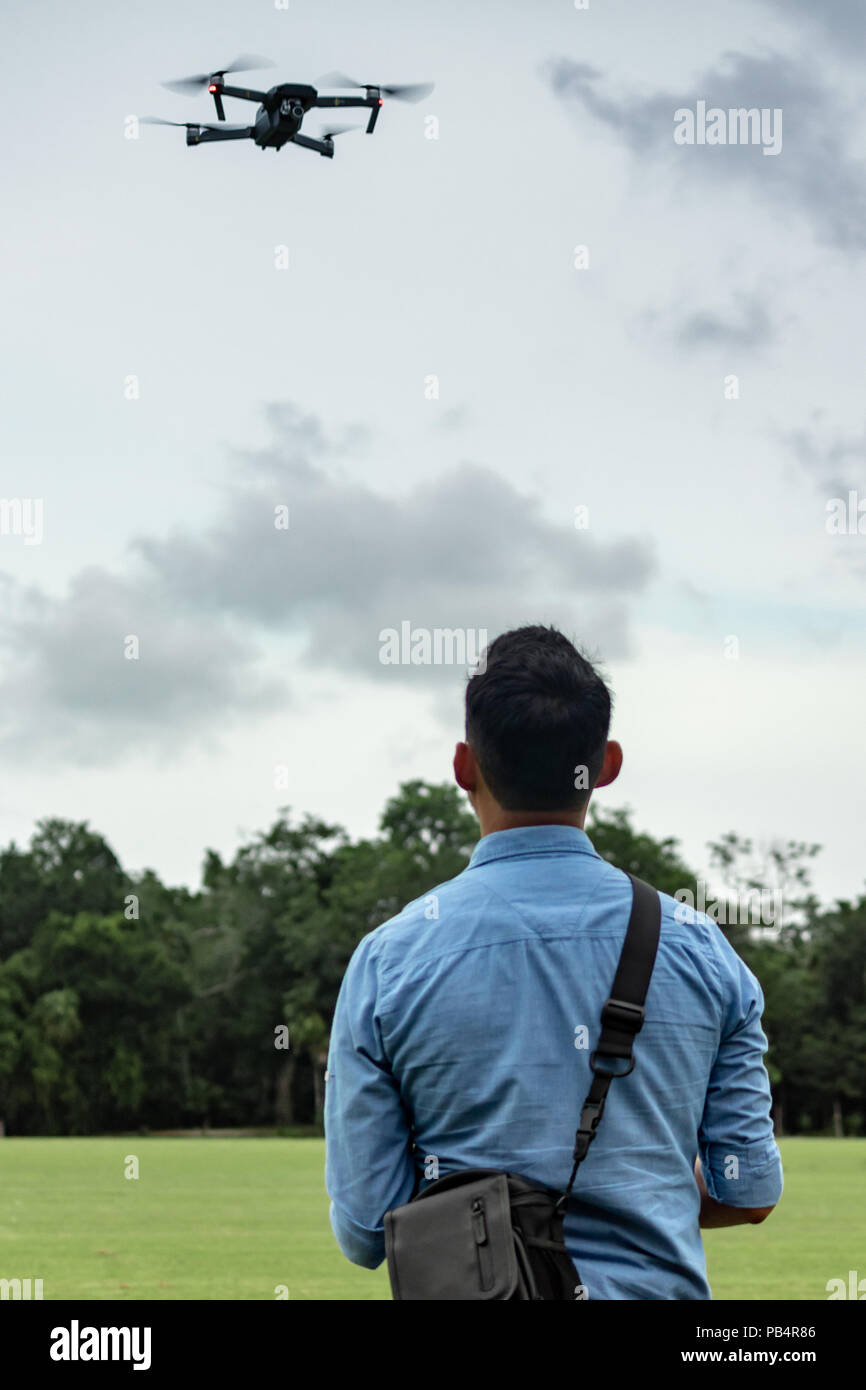 Learning to fly a drone. New technologies require a learning period ...