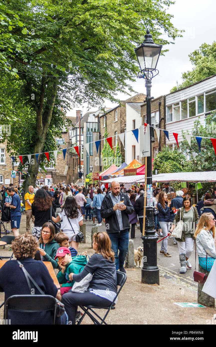 Highgate london people hi-res stock photography and images - Alamy