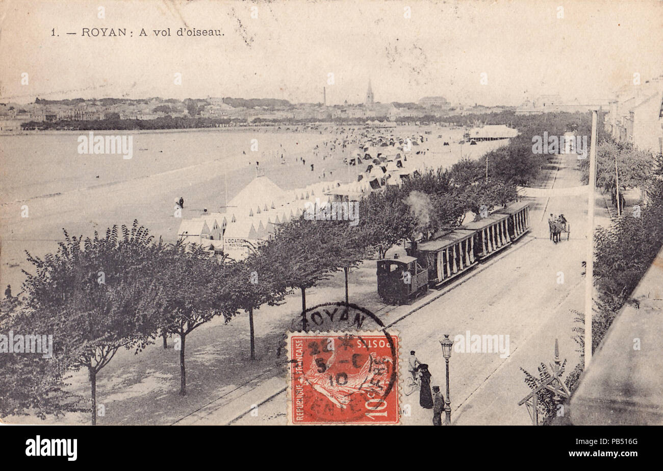 800 INCONNU 1 - ROYAN - A vol d'oiseau Stock Photo - Alamy