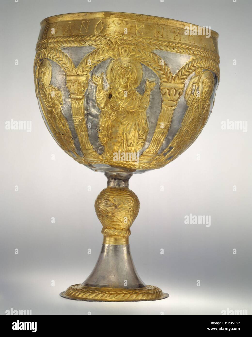 Orant pose hi-res stock photography and images - Alamy