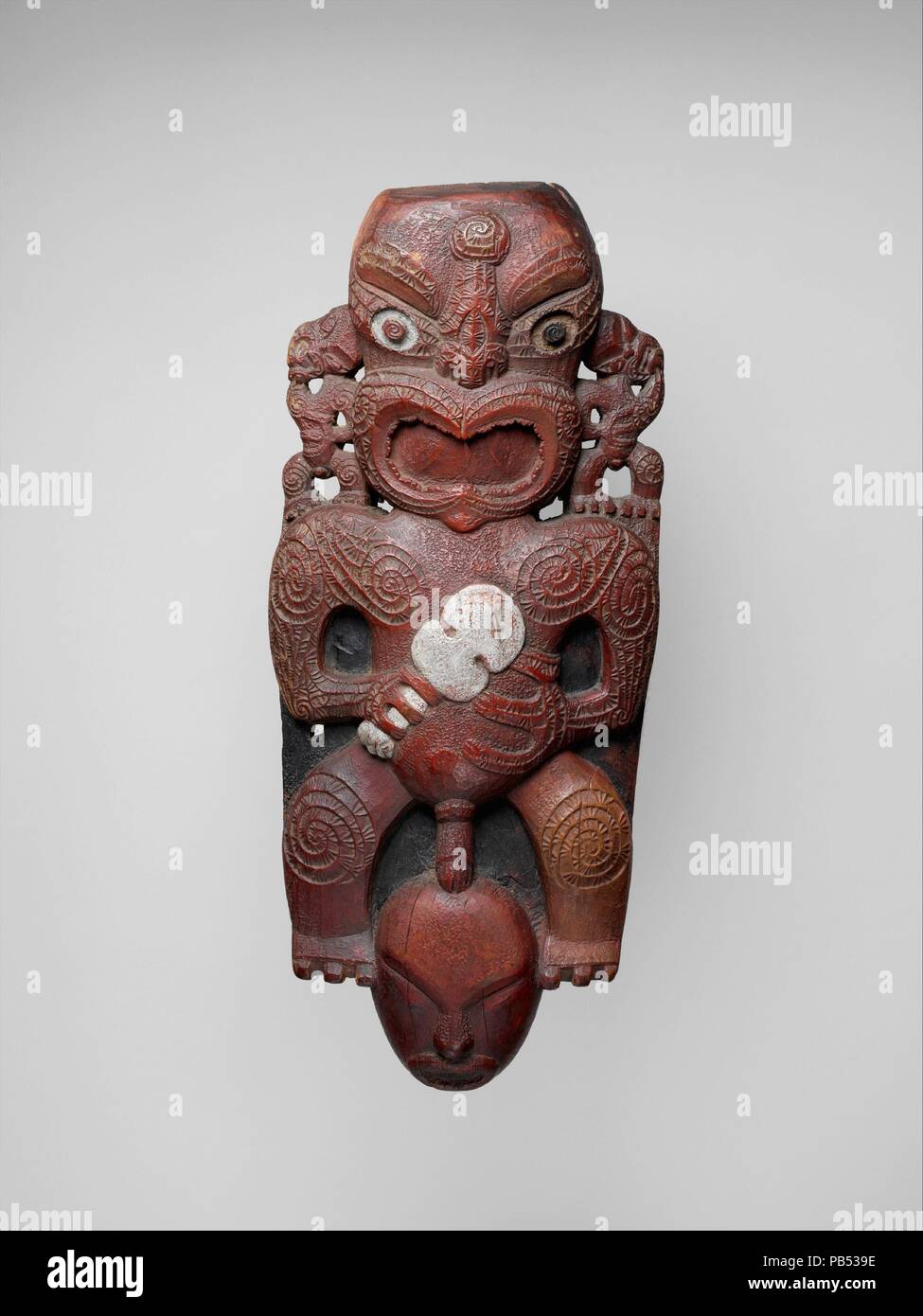 Maori figures hi-res stock photography and images - Alamy