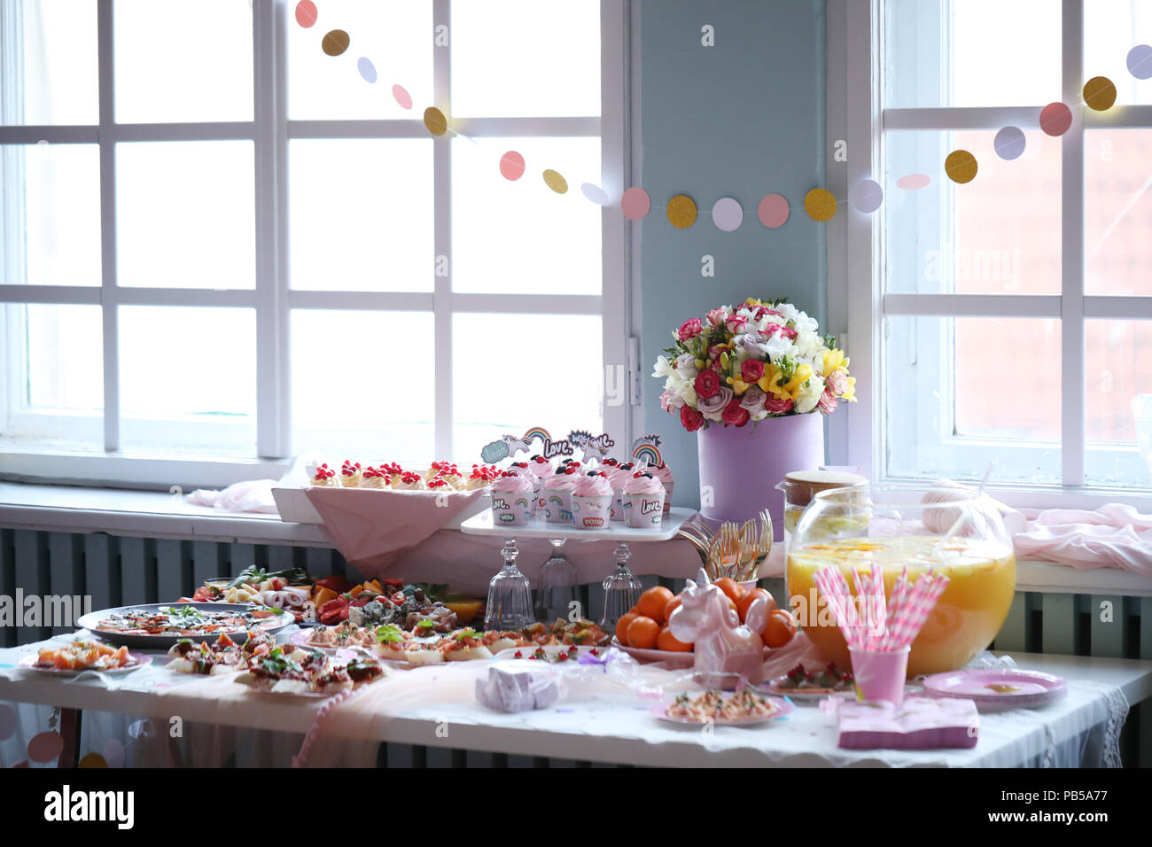 Candy bar buffet hi-res stock photography and images - Alamy